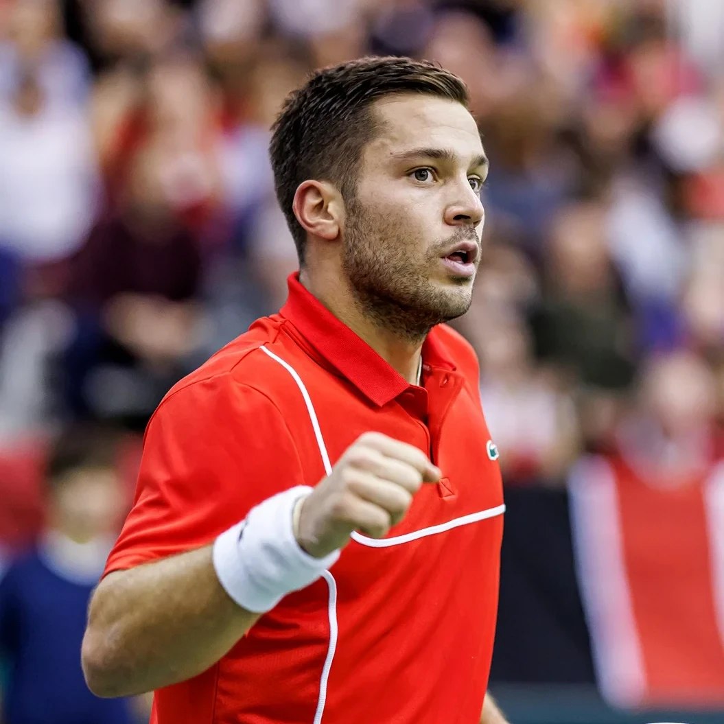 Alexis Galarneau passe au premier tour des qualifications de Wimbledon ...